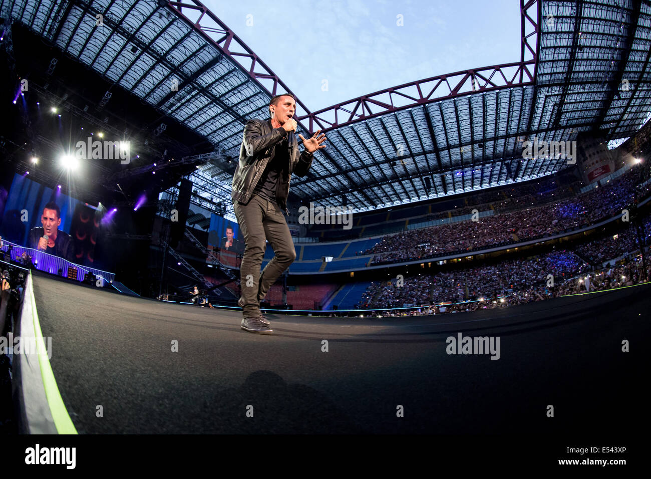 Moda stadio san siro hi-res stock photography and images - Alamy