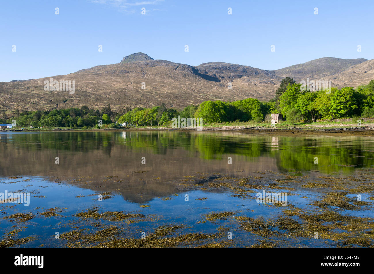 Hallival and the Rum Cuillin hills over Loch Scresort, Kinloch, Isle of ...