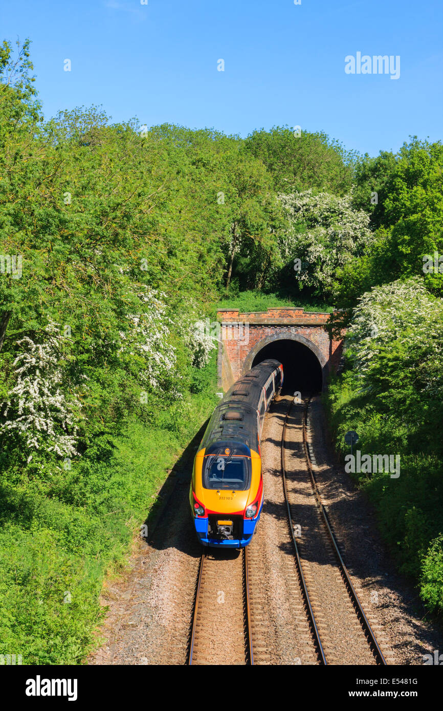 East Midland Trains class 222 Meridian locomotive entering Wing tunnel ...