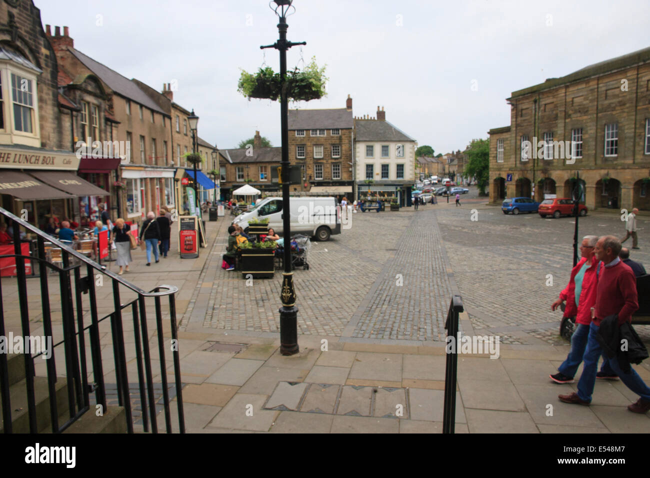 Alnwick Market place Stock Photo - Alamy