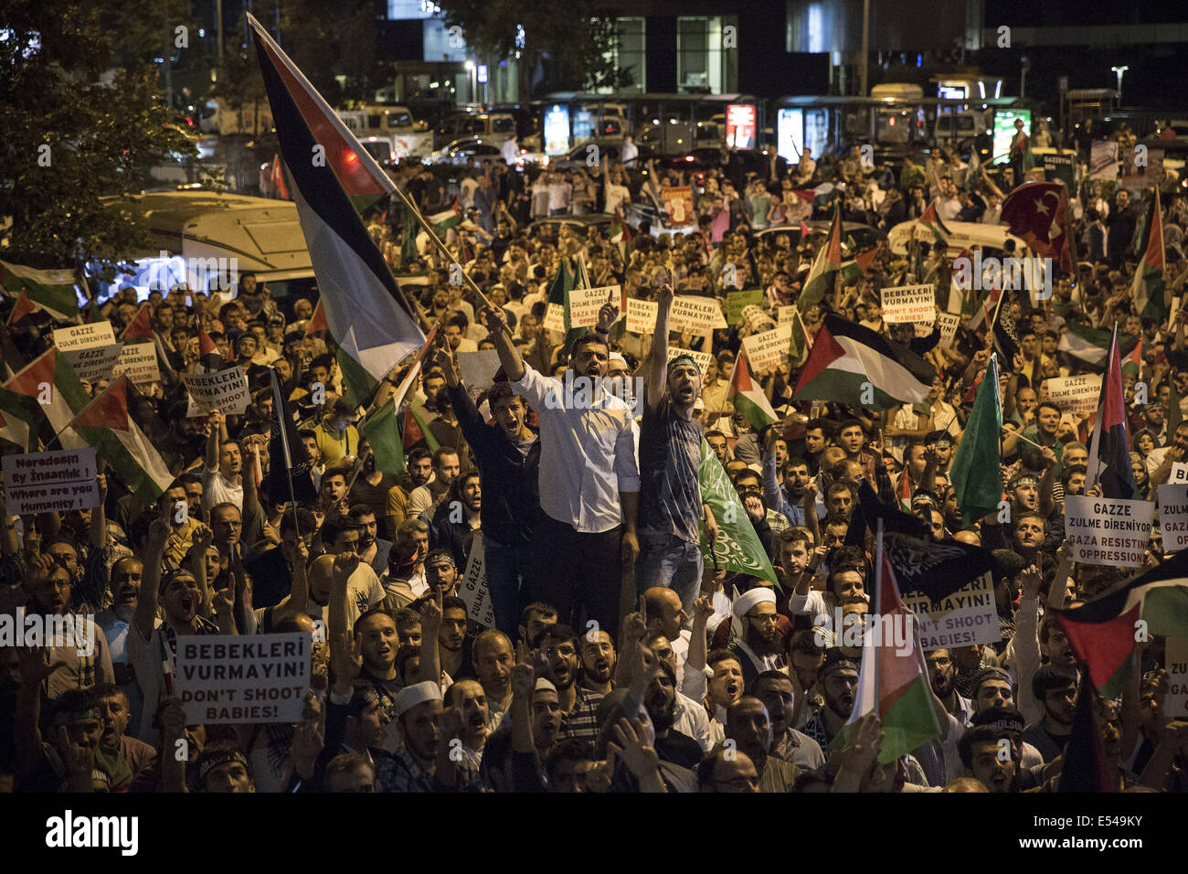 Allah akbar hi-res stock photography and images - Alamy