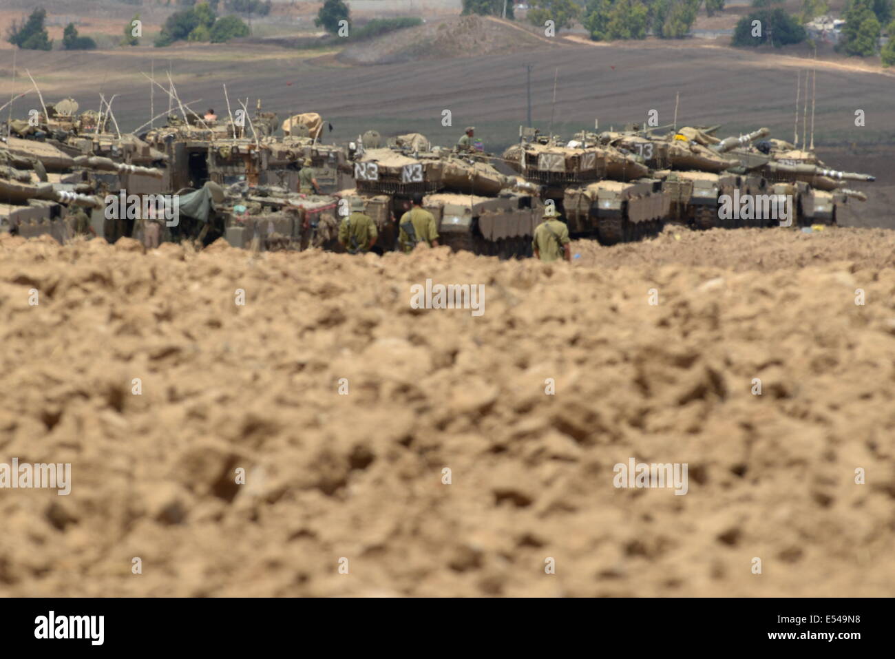 Idf invasion hi-res stock photography and images - Alamy