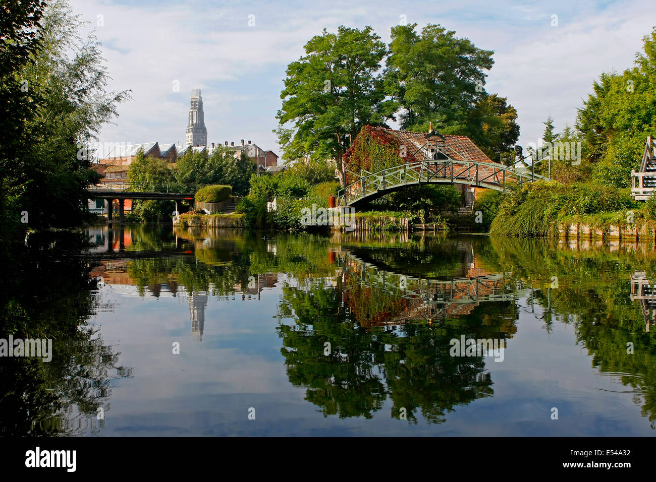 Water reflex landscape Stock Photo - Alamy