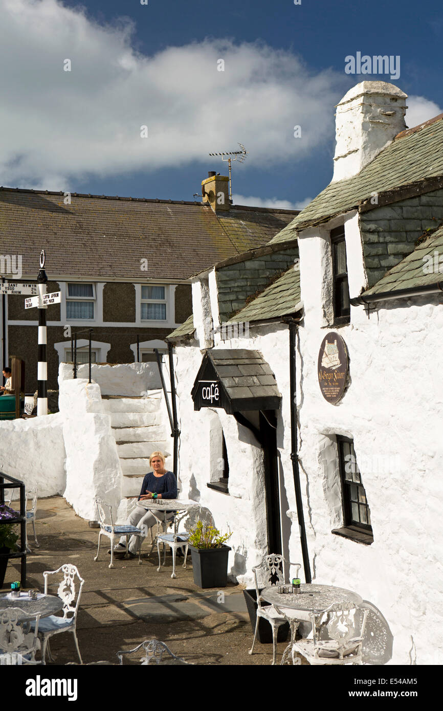 Aberdaron village hi-res stock photography and images - Alamy