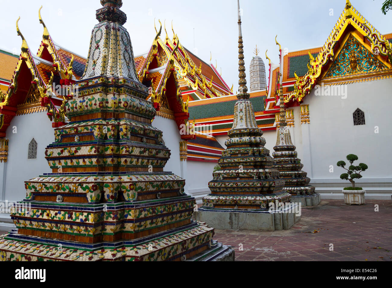 Chedi in a temple Stock Photo - Alamy