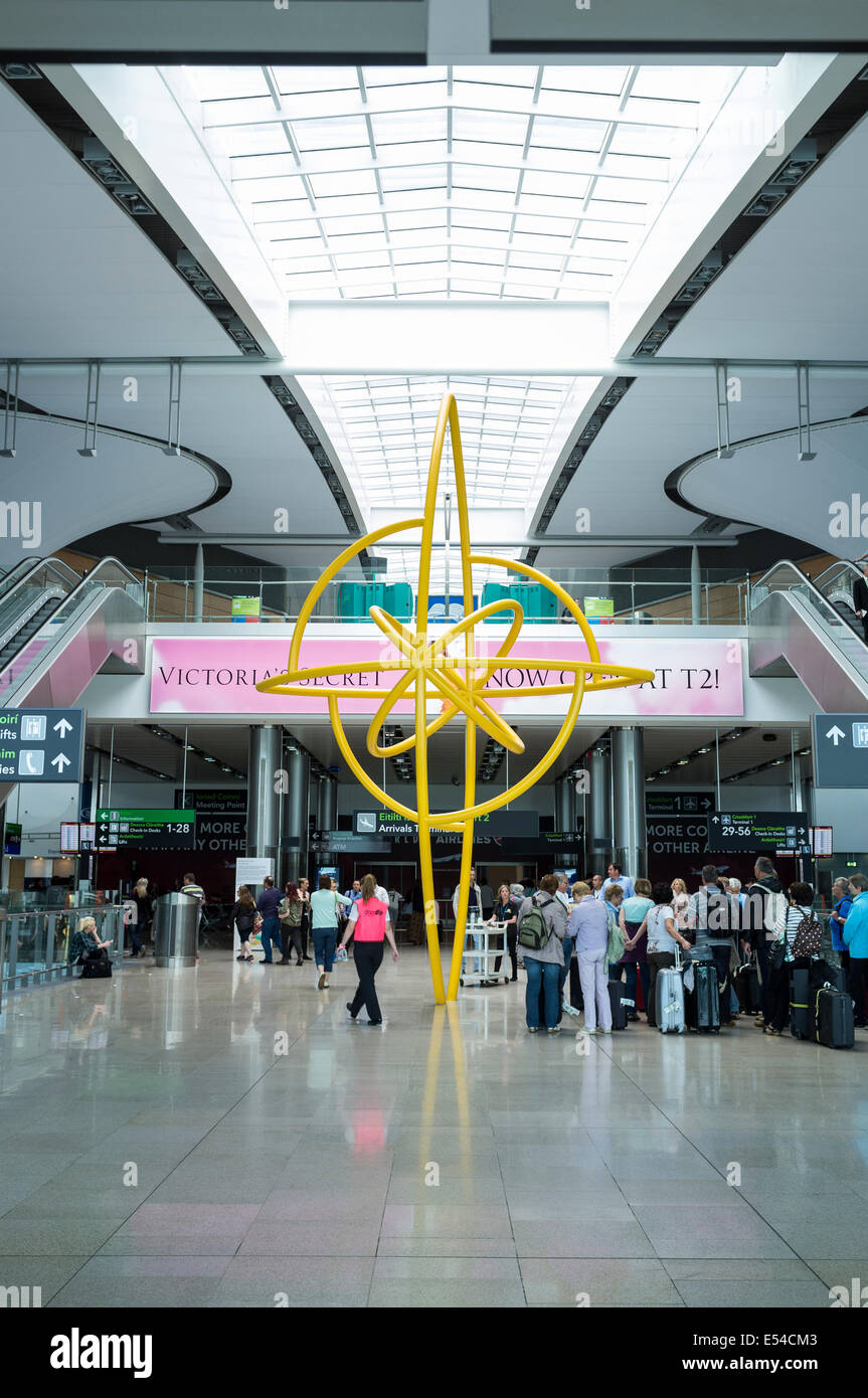 Airport sculpture hi-res stock photography and images - Alamy