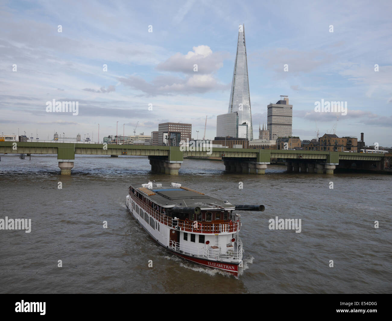 P.S. Elizabethan replica boat modelled on Mississippi stern wheeled ...