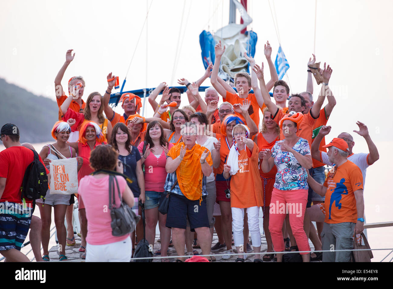 Dutch football fans celebrating a Dutch win in the world cup Stock ...