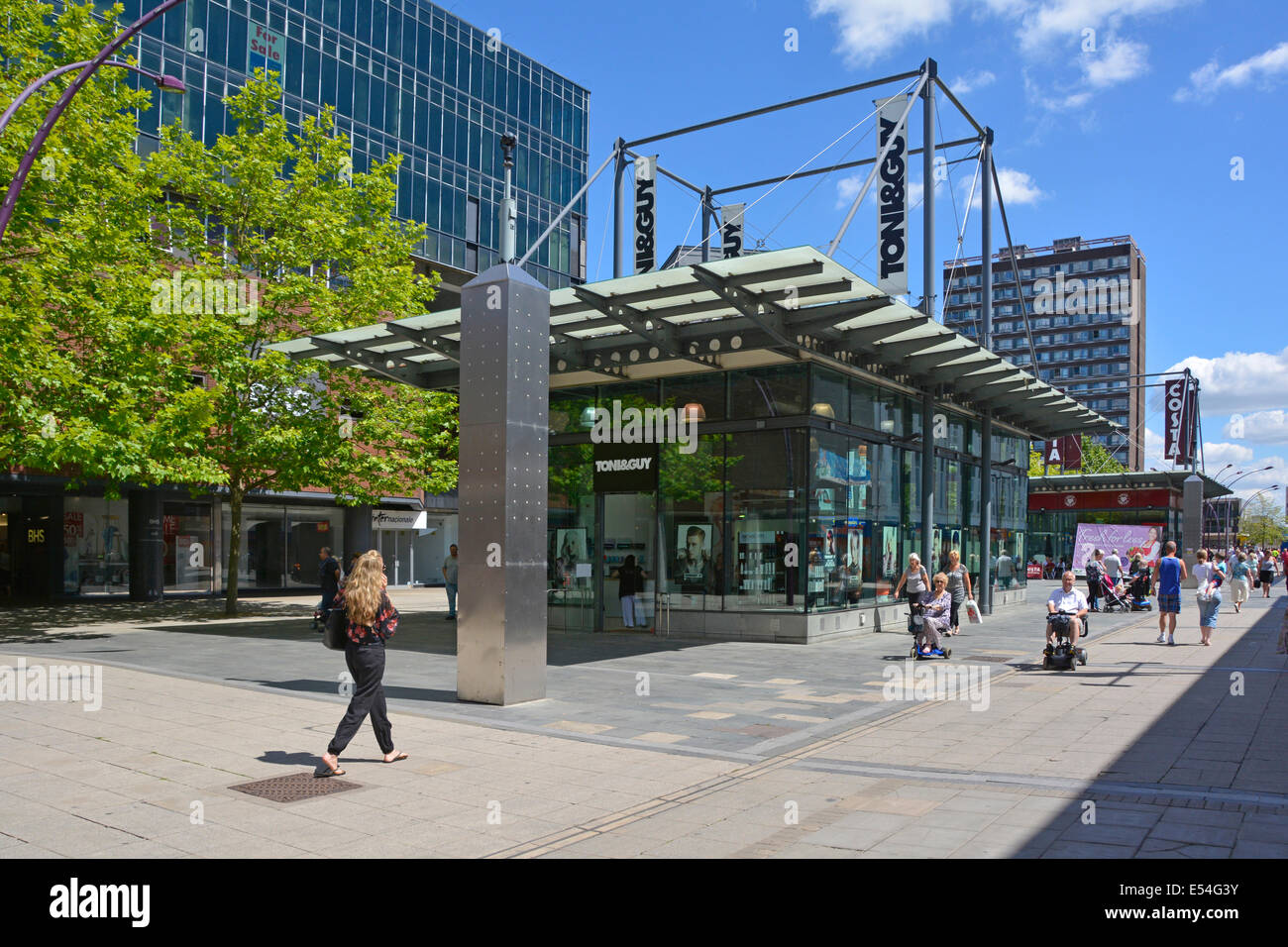 Basildon Town Centre Essex Uk Stock Photos & Basildon Town Centre Essex ...