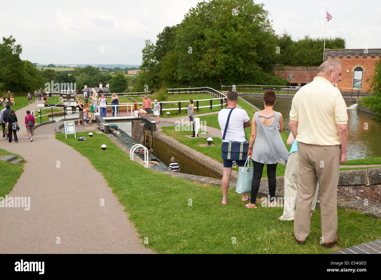Foxton locks hi-res stock photography and images - Alamy