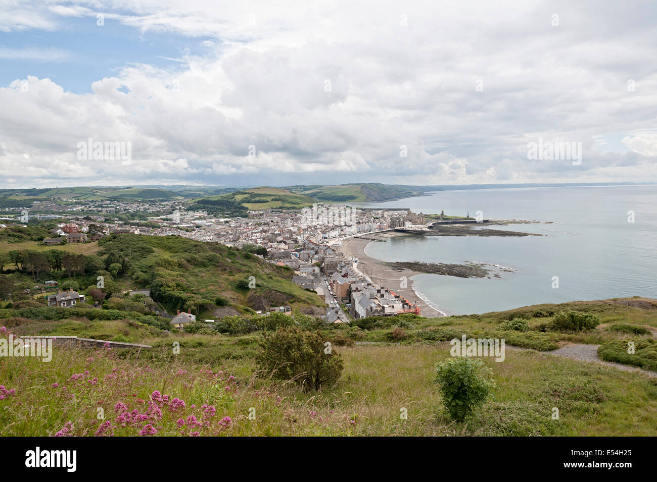 Black and white photo aberystwyth beach hi-res stock photography and ...