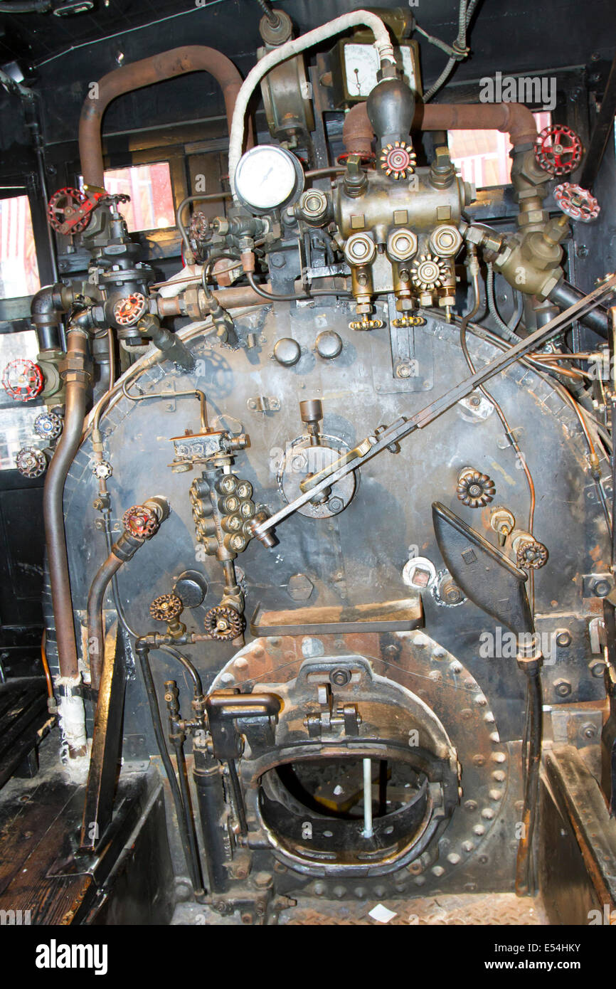 Antique railroad steam engine Stock Photo - Alamy