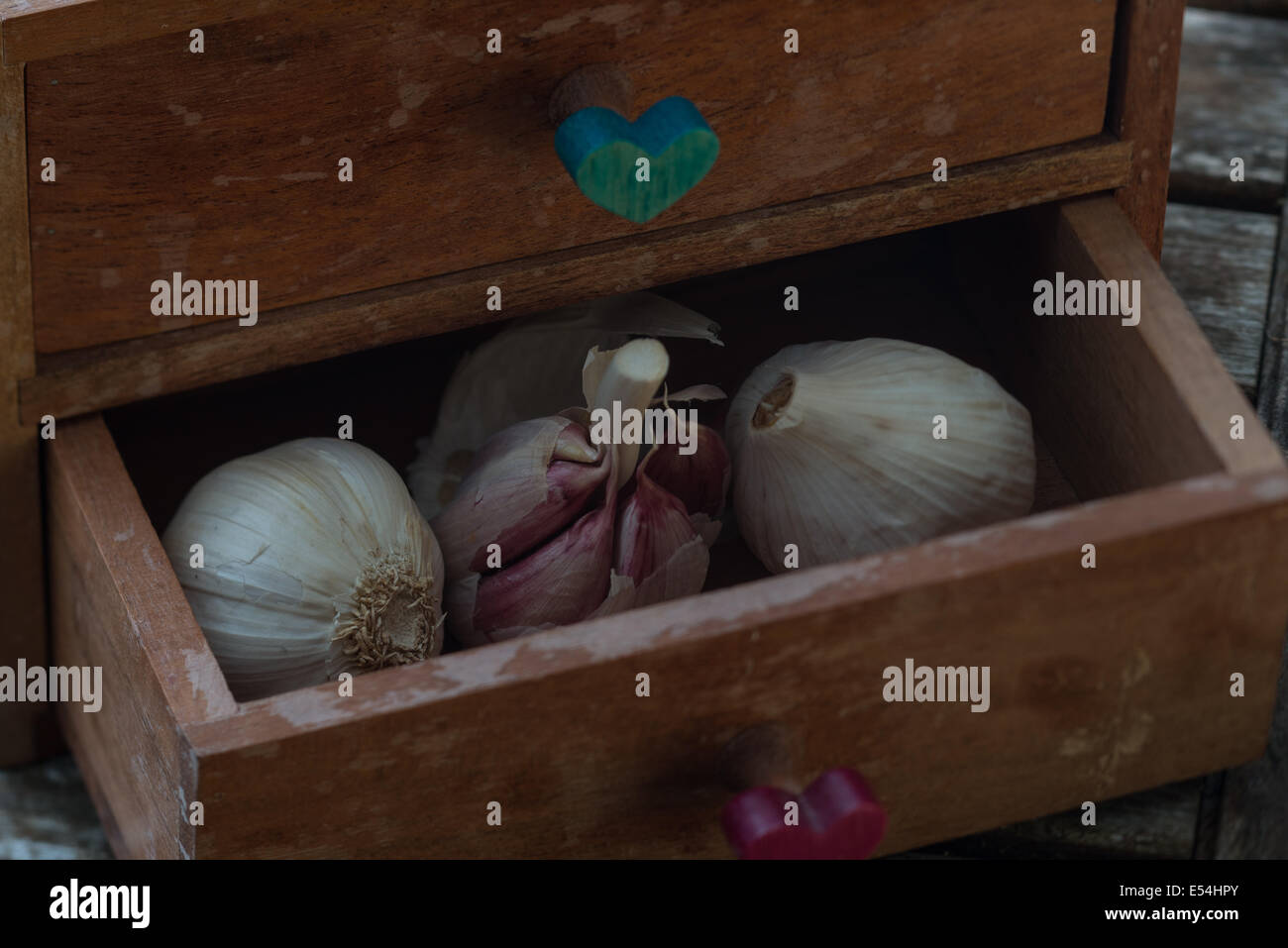 Garlic - Looking after your Heart and healthy eating Stock Photo - Alamy