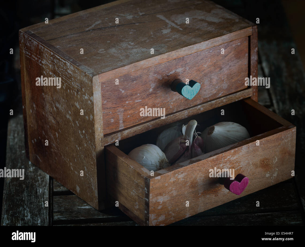 Garlic - Looking after your Heart and healthy eating Stock Photo - Alamy