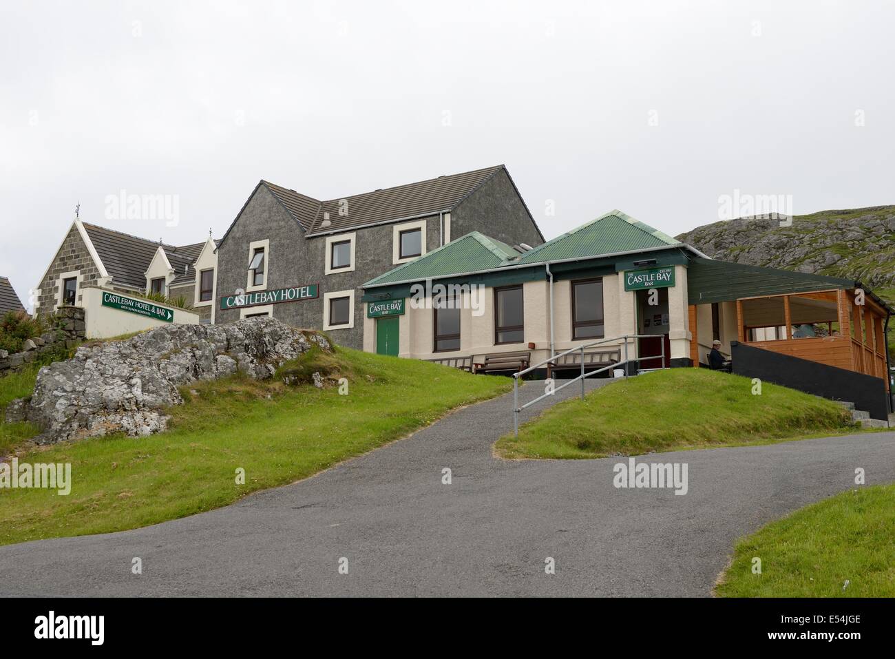Castlebay bar hi-res stock photography and images - Alamy