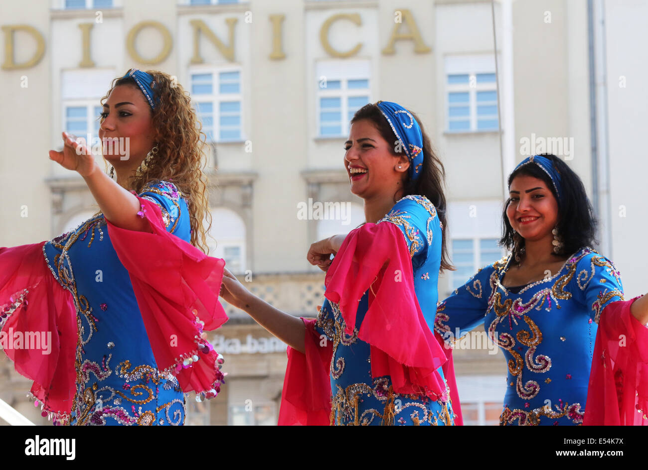Members of folk groups Egyptian National Folklore Troupe from Egypt ...