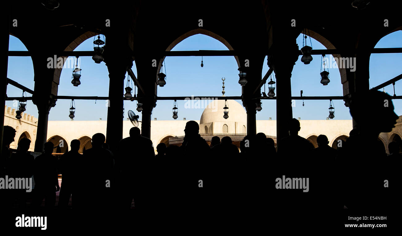 Cairo. 29th June, 2014. Egyptian Muslims pray at a mosque in Cairo ...