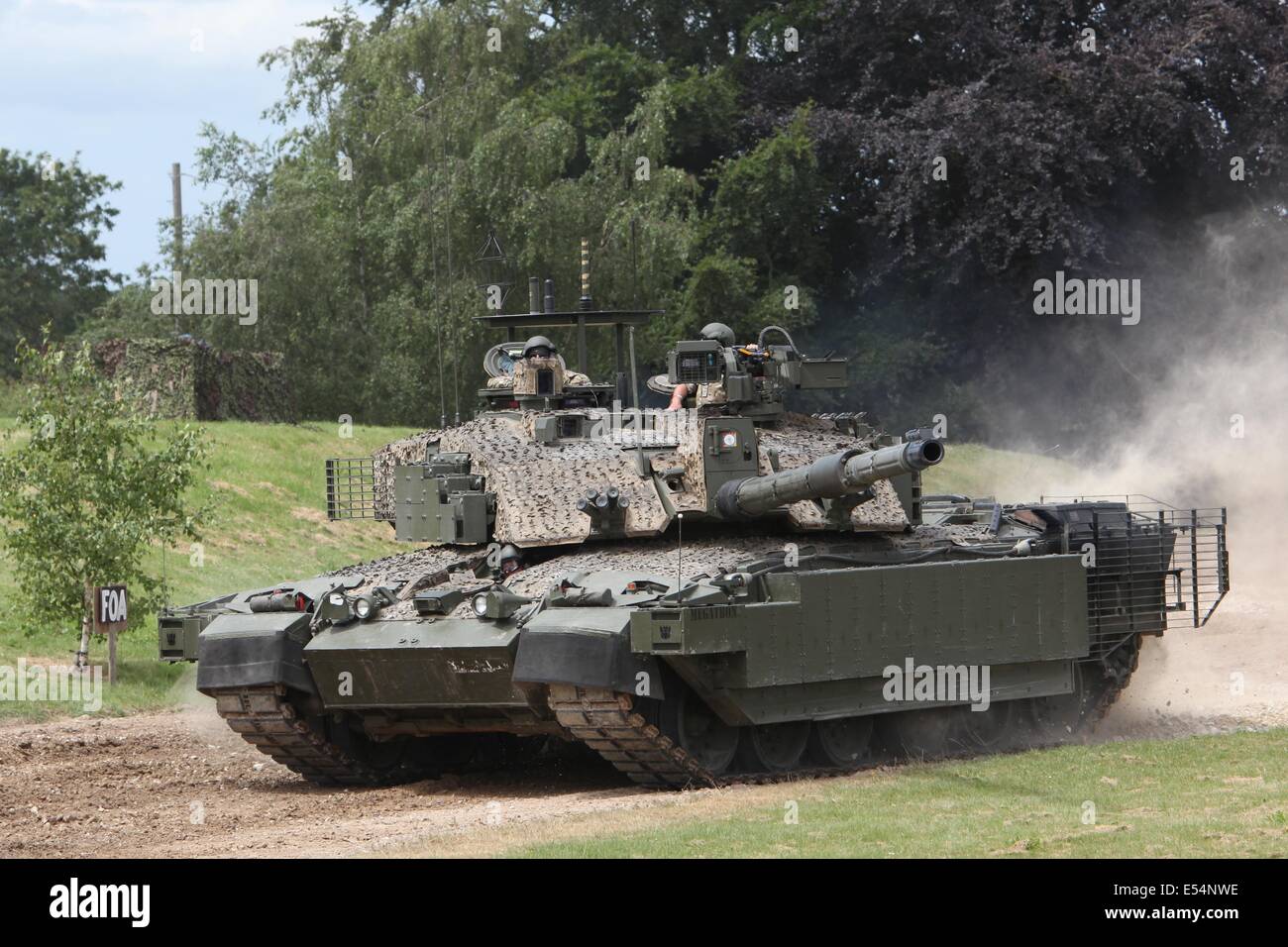 Challenger 2 TES - MEGATRON - Bovington Stock Photo - Alamy