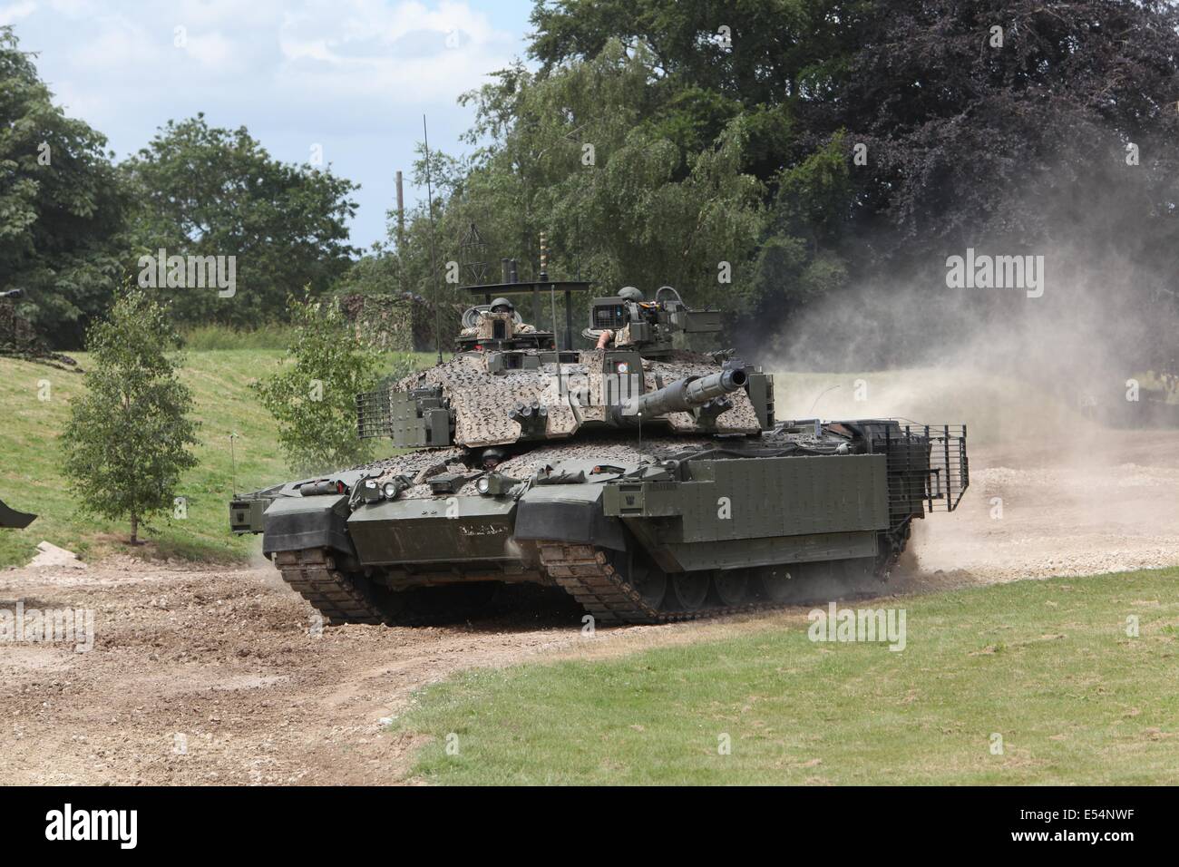 Challenger 2 TES - MEGATRON - Bovington Stock Photo - Alamy