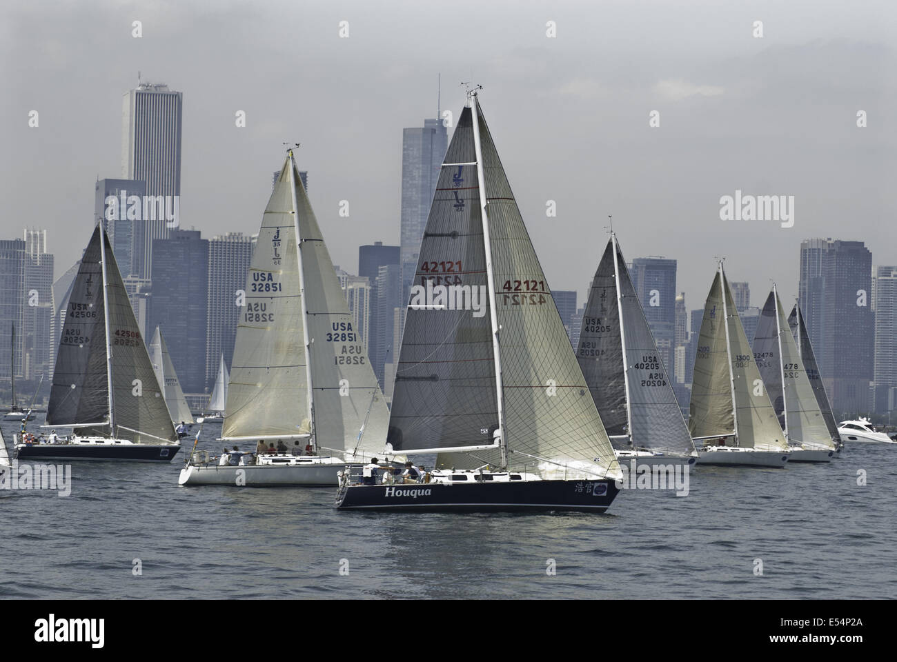 Monohull racing hi-res stock photography and images - Alamy