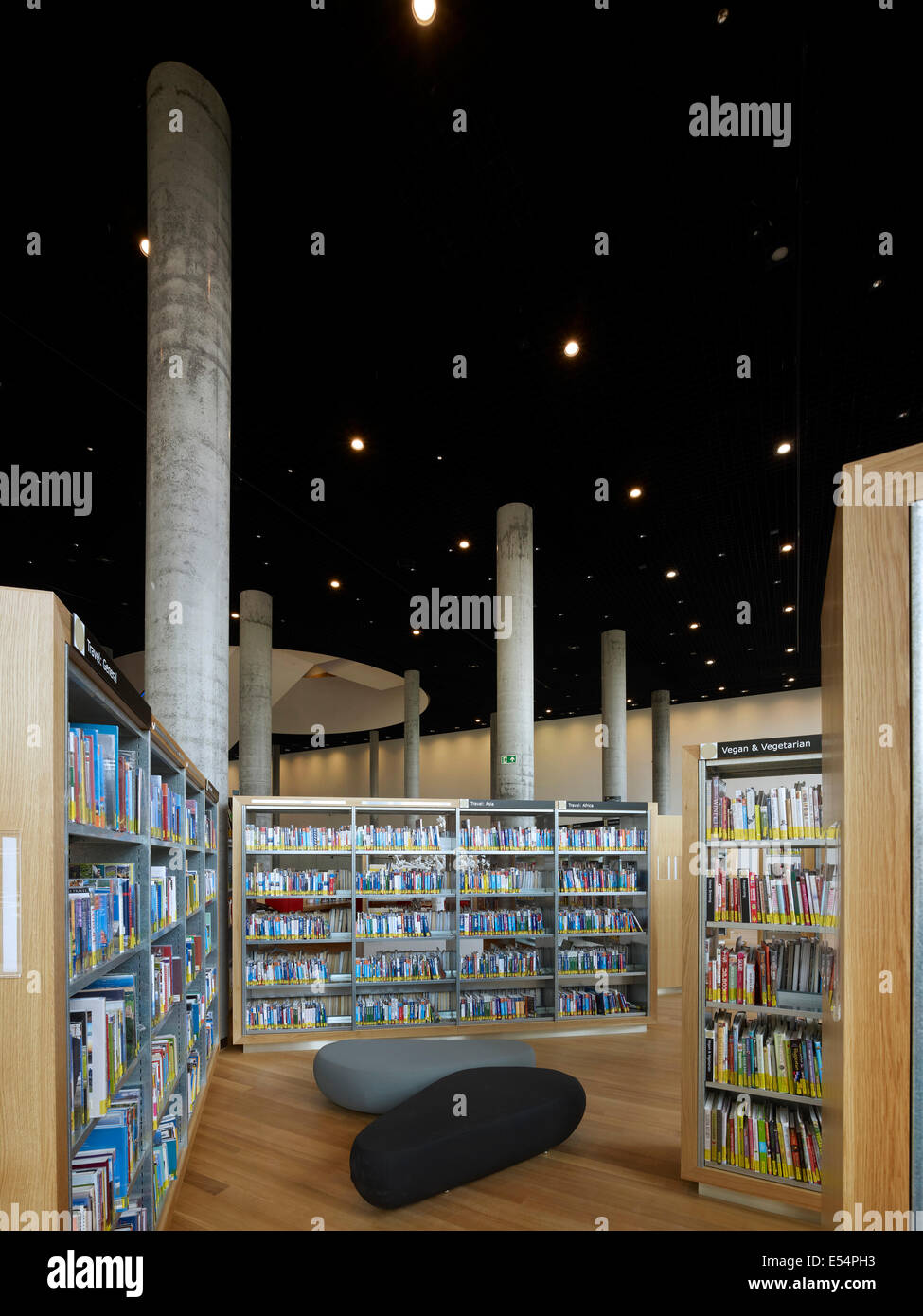 Birmingham library terrace hi-res stock photography and images - Alamy