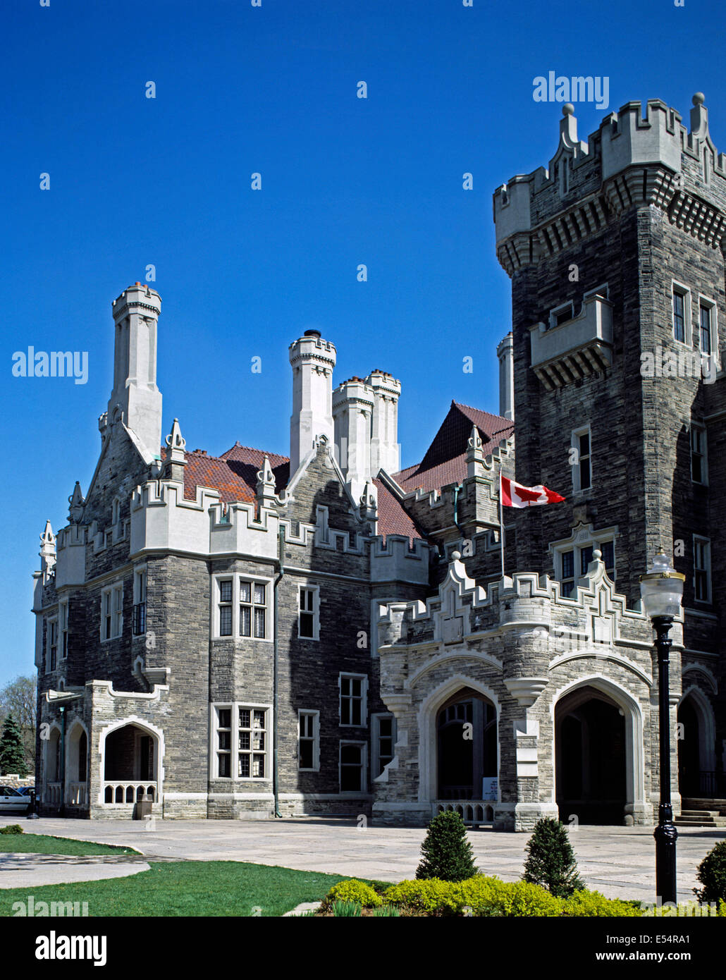 Casa loma castle hi-res stock photography and images - Alamy