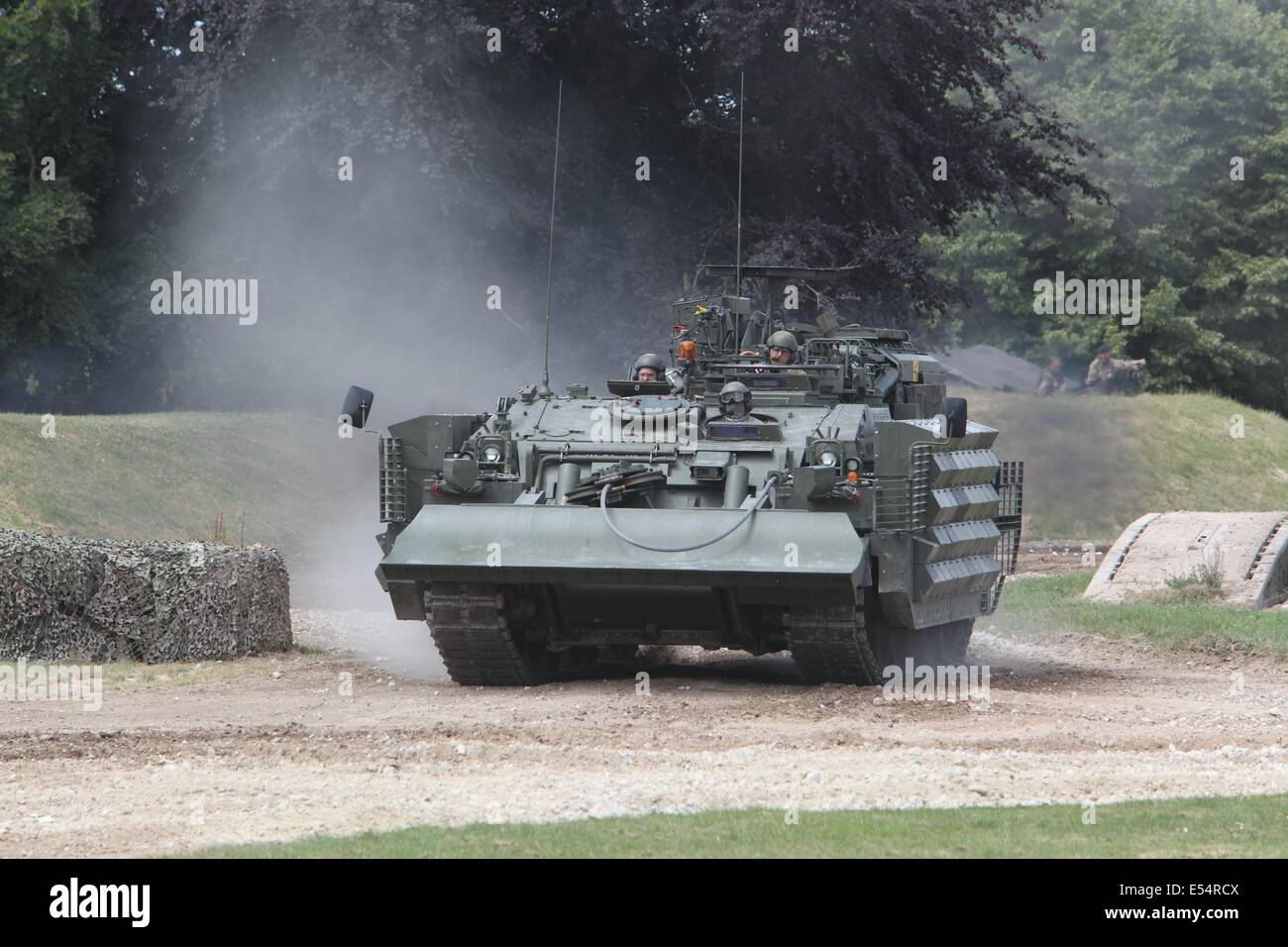 Recovery vehicle hi-res stock photography and images - Alamy