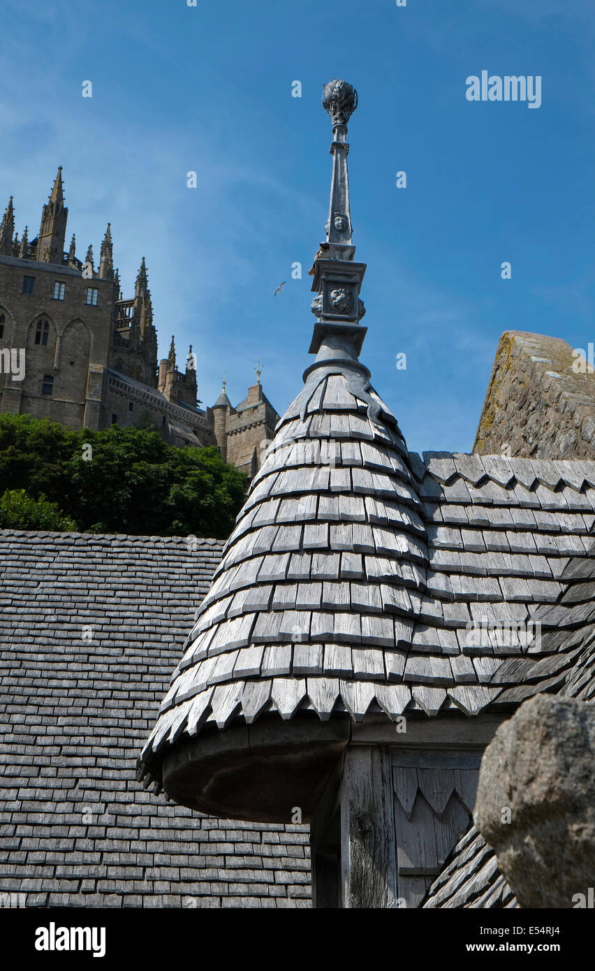 Timber roof hi-res stock photography and images - Alamy