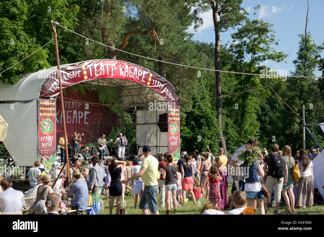 Musical stage of the folk festival Stock Photo - Alamy