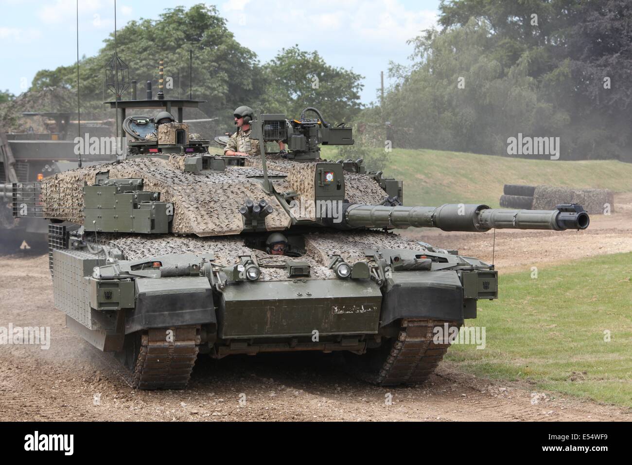 Challenger 2 Megatron TES - Bovington Tankfest 2014 Stock Photo - Alamy
