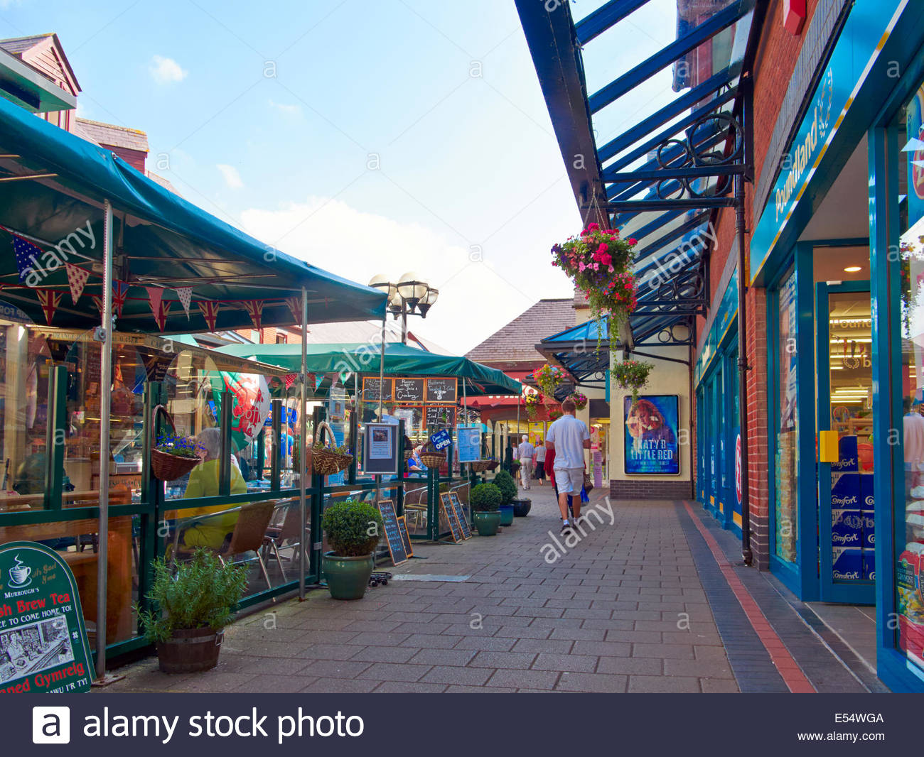 Abergavenny Town Centre High Resolution Stock Photography and Images ...