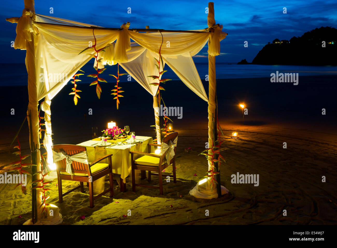 Romantic dinner. Ao kantiang. Ko Lanta island. Krabi province, Thailand ...