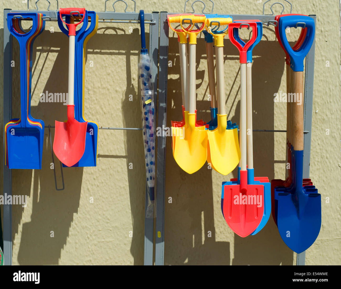 Beach spades hi-res stock photography and images - Alamy