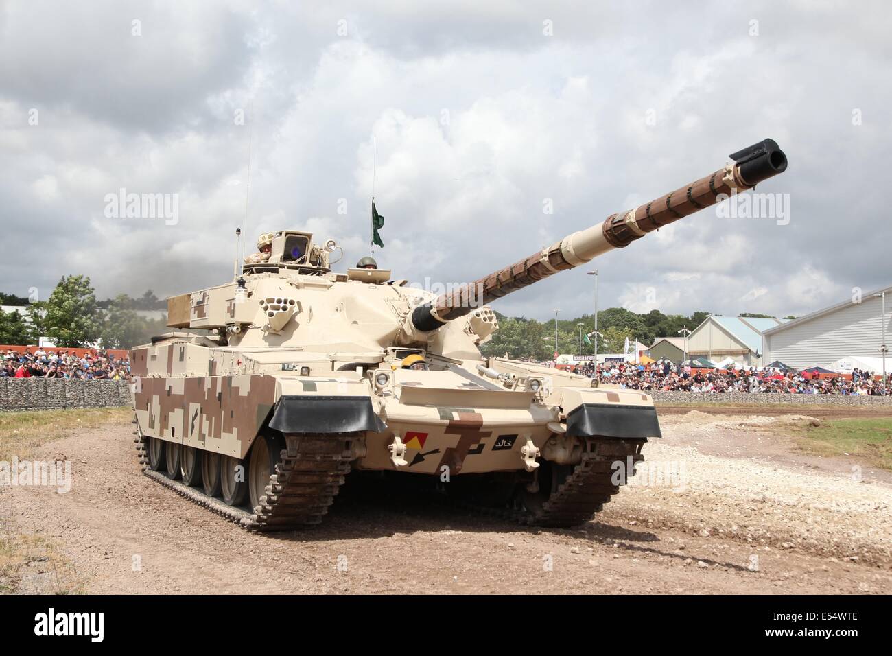 Khalid Chieftain Tank Stock Photo - Alamy