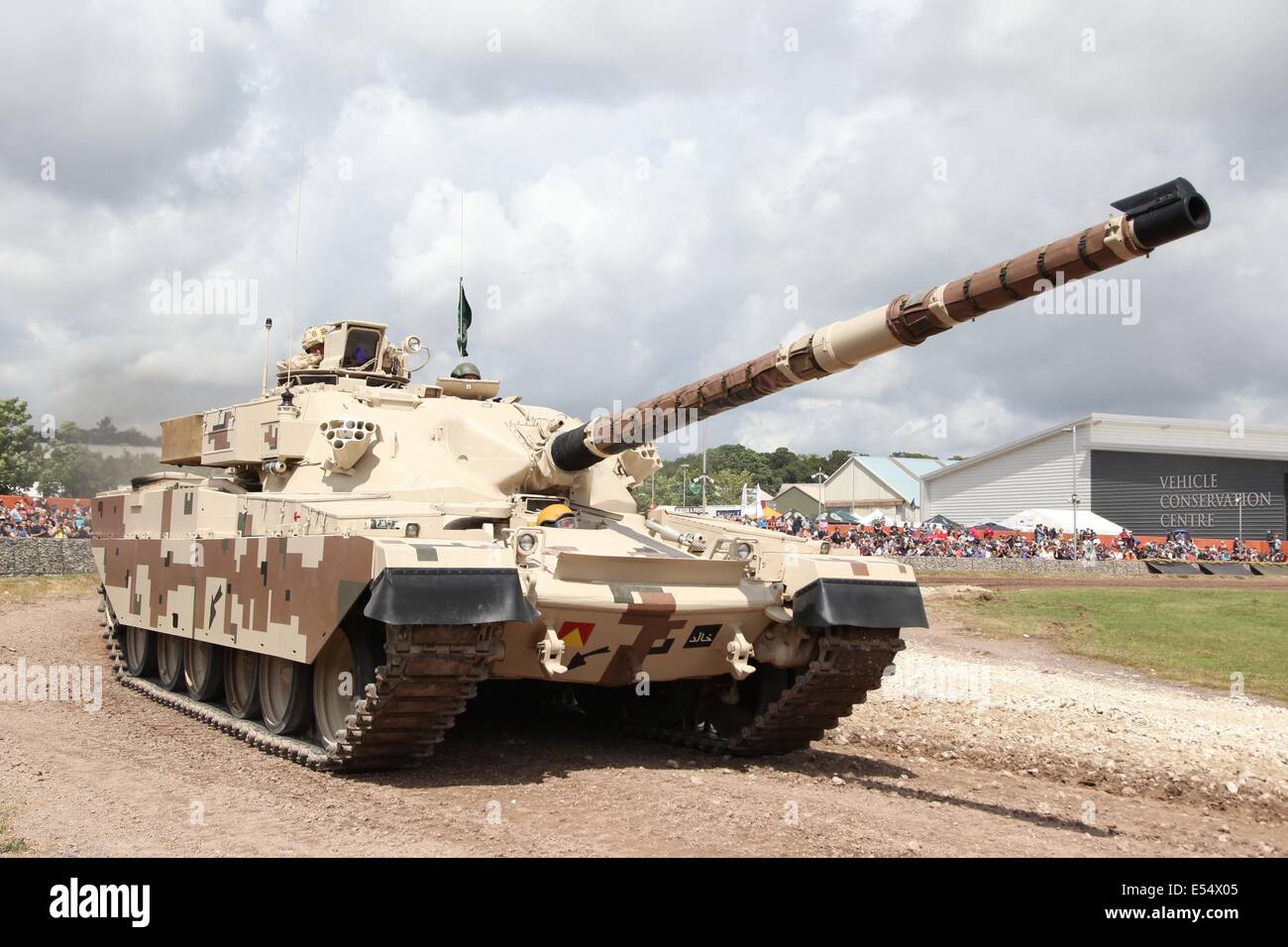 Khalid Chieftain Tank Stock Photo - Alamy