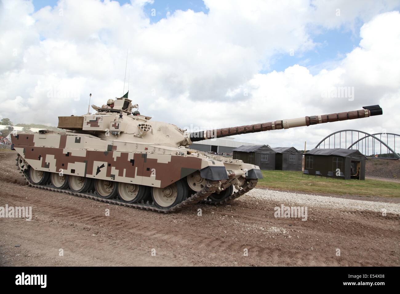 Khalid Chieftain Tank Stock Photo - Alamy
