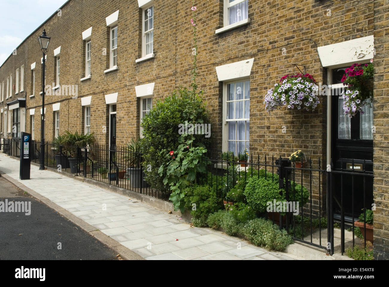 Kennington square hi-res stock photography and images - Alamy
