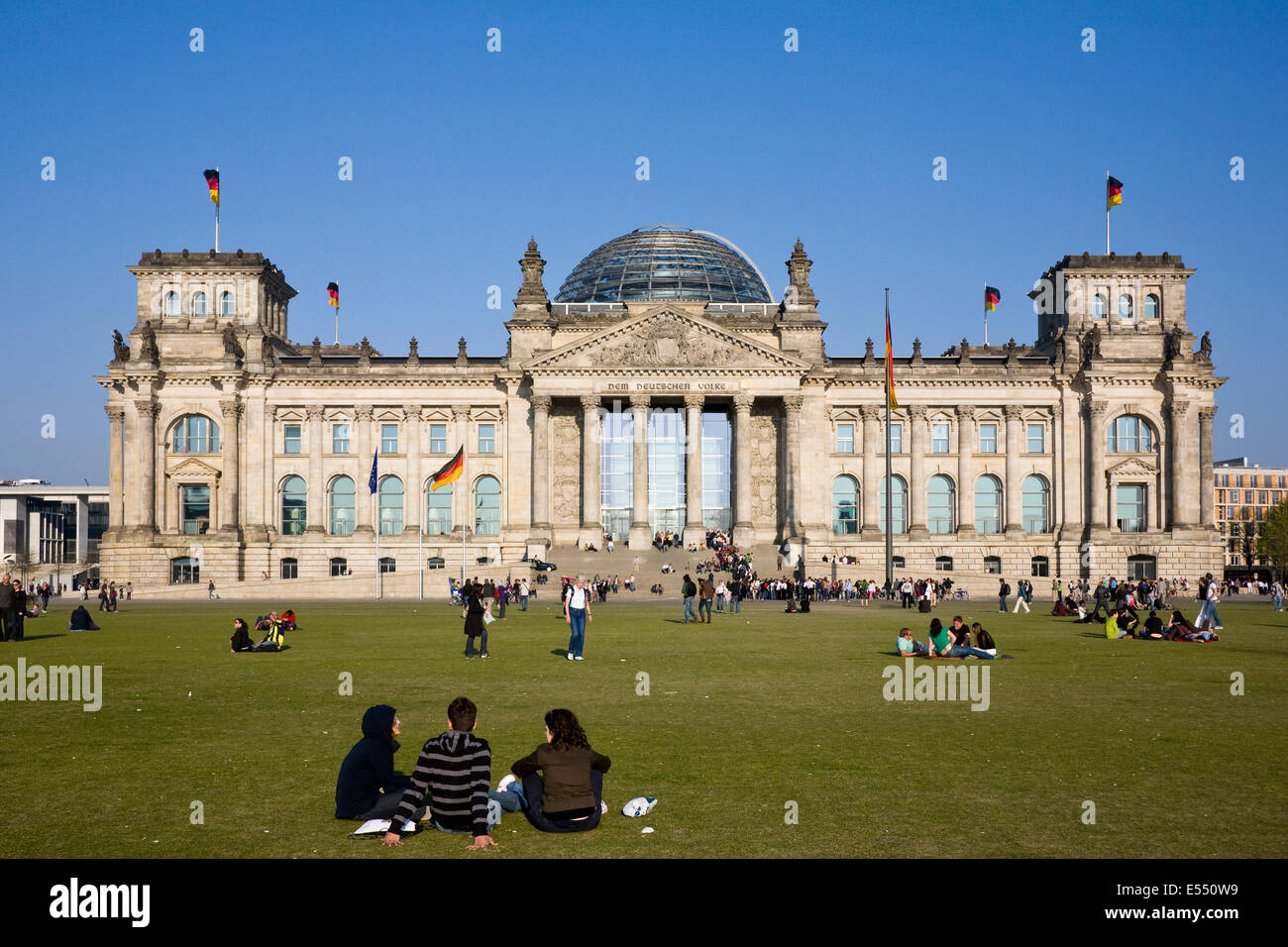 House building berlin square hi-res stock photography and images - Alamy