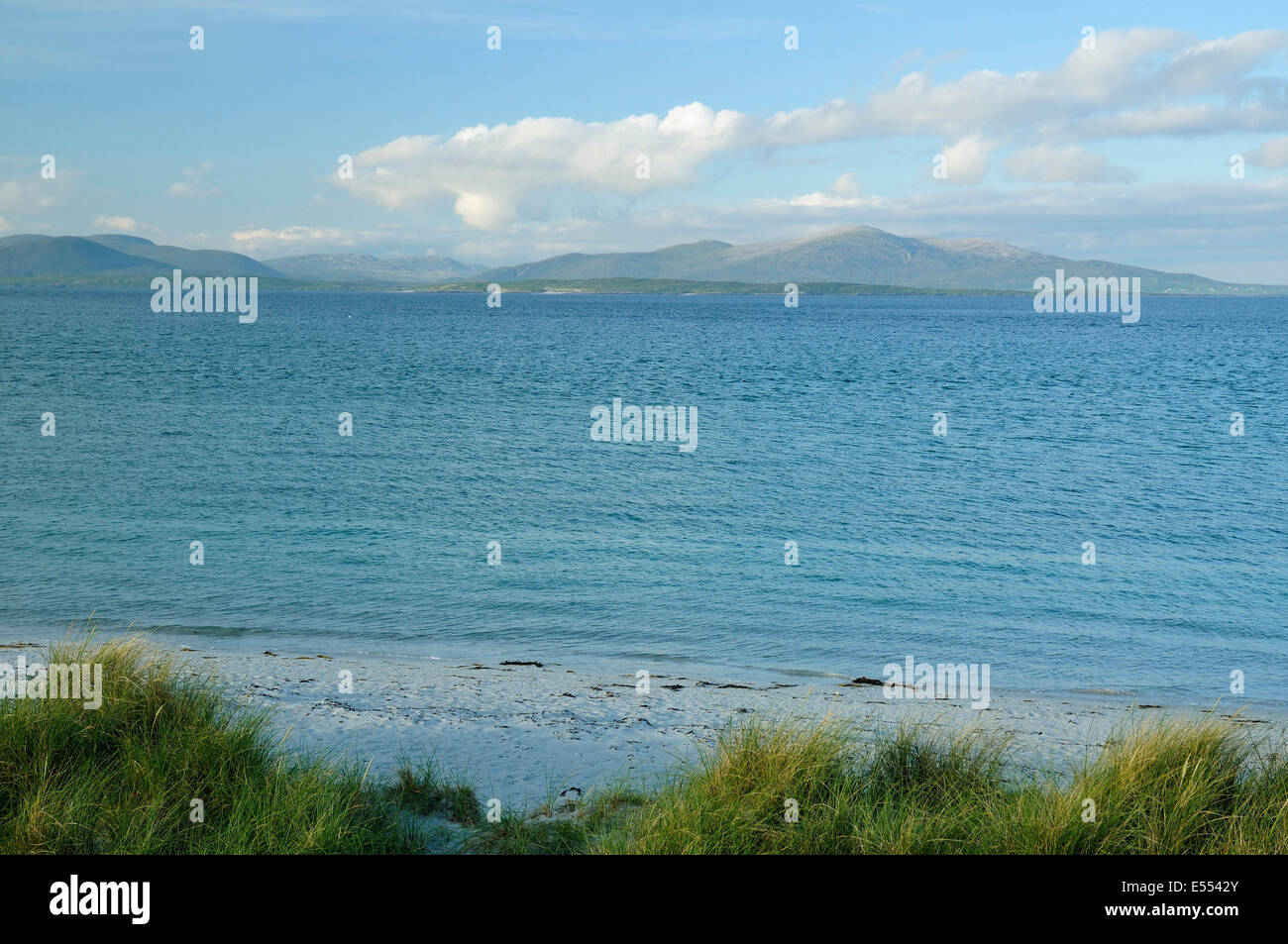 South harris mountains hi-res stock photography and images - Alamy