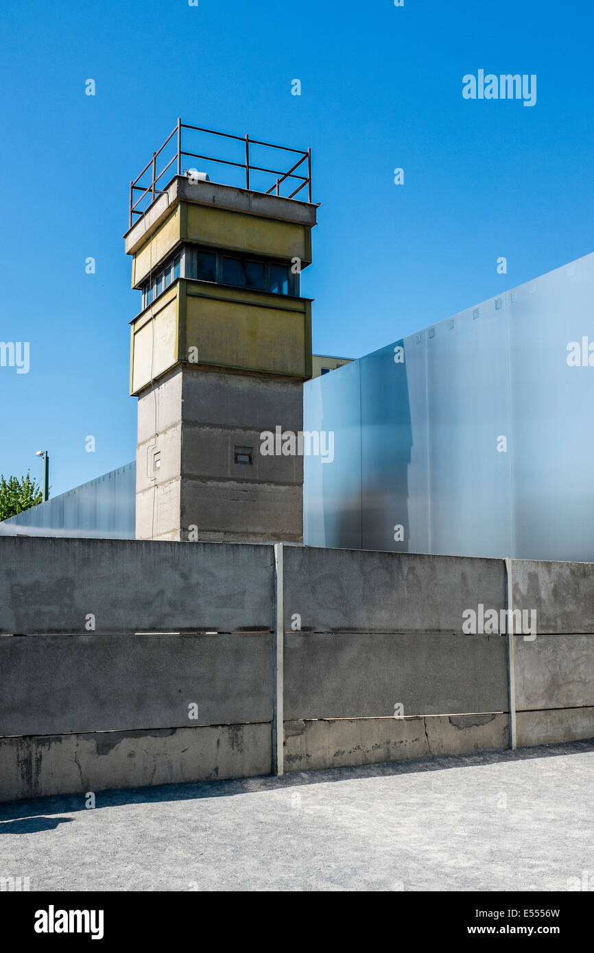 Memorial of the Berlin Wall, Berlin Mitte, Germany Stock Photo - Alamy