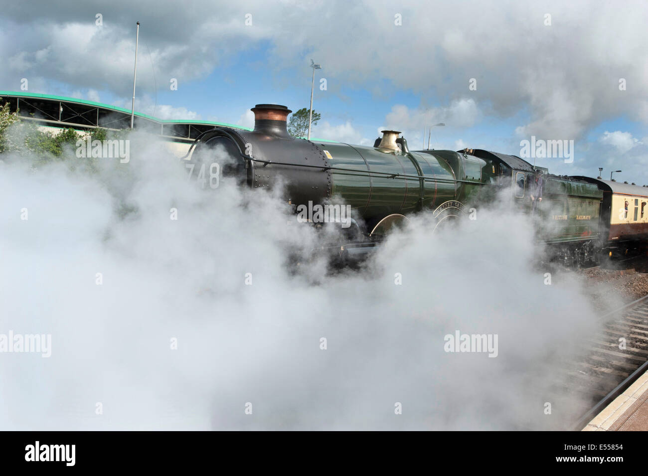 Gwr preserved steam locomotive hi-res stock photography and images - Alamy