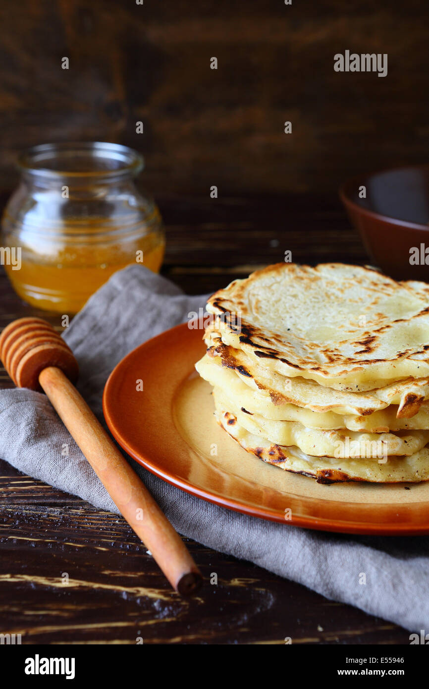 Simple pancake hi-res stock photography and images - Alamy