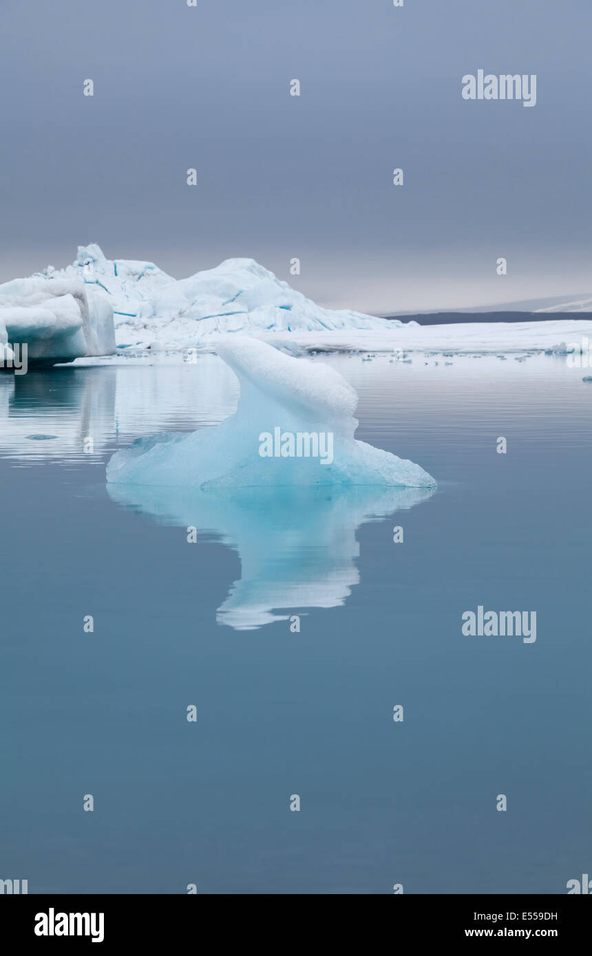 Reflection of floating ice in the turquoise waters of the Jokulsarlon ...