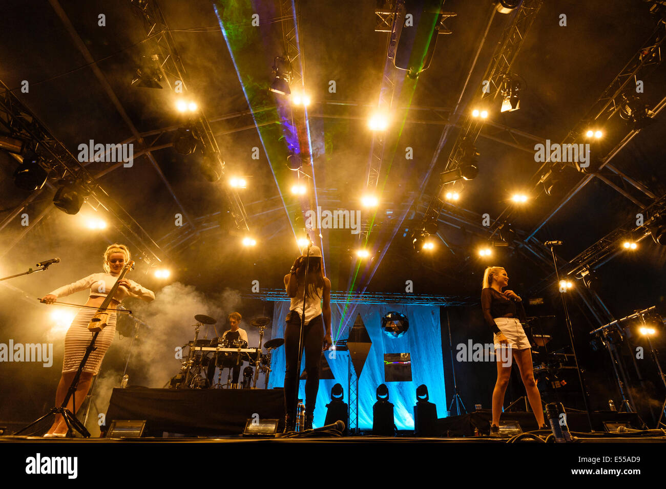 Clean bandit hi-res stock photography and images - Alamy
