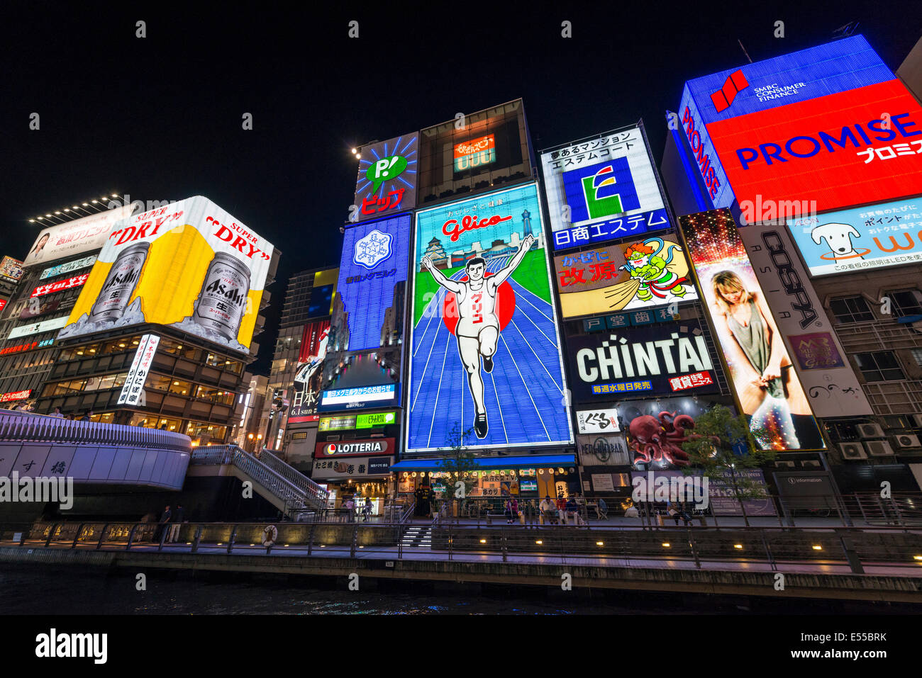 Illuminated Neon Signs along Dotonbori Canal at Night, Osaka, Japan ...