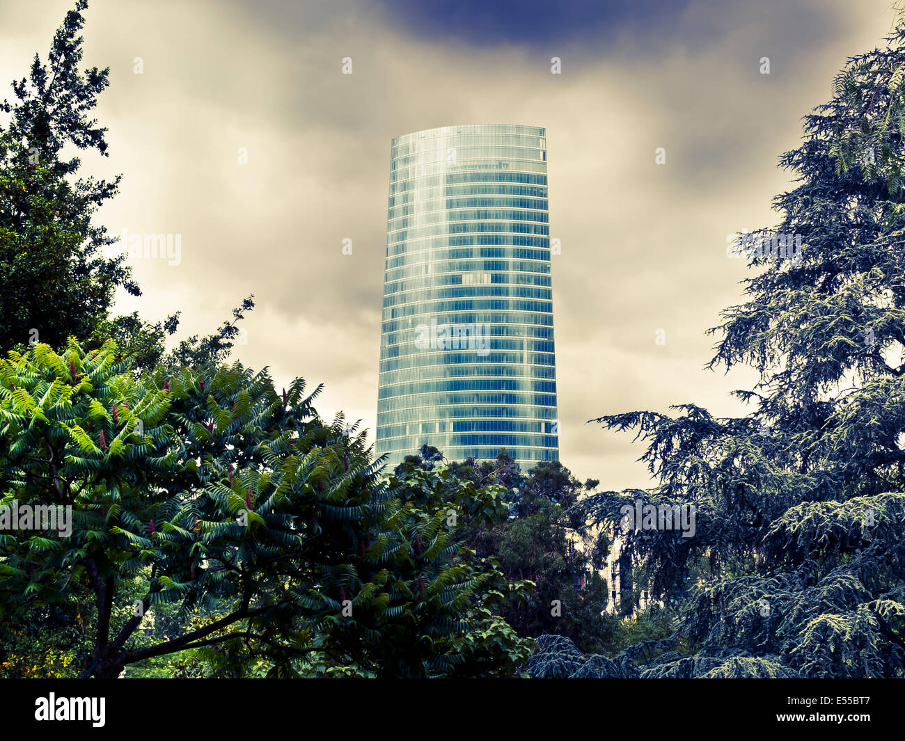 Bilbao spain tower skyscraper hi-res stock photography and images - Alamy