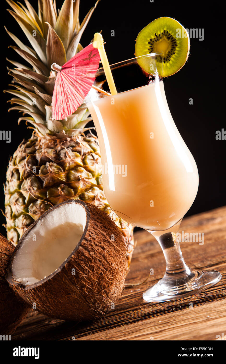 Exotic alcohol drinks set with fruits Stock Photo - Alamy