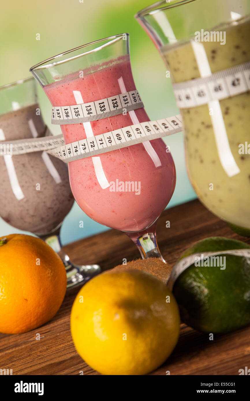 Exotic alcohol drinks set with fruits isolated on white background ...