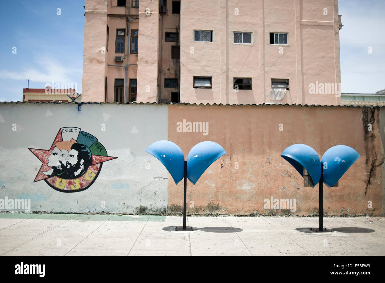 Life in Havana Cuba Stock Photo - Alamy
