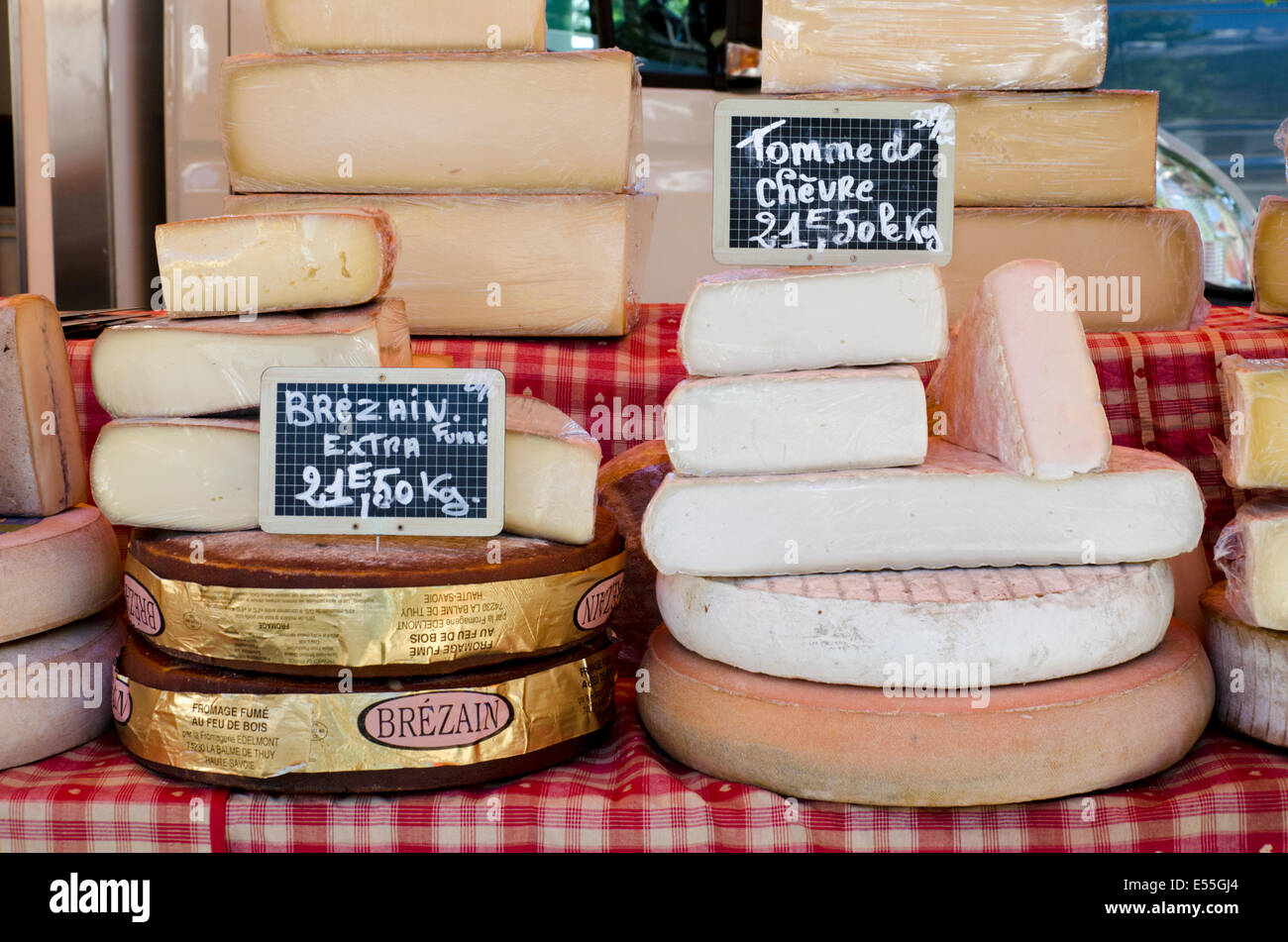 France fromages cheeses hi-res stock photography and images - Alamy